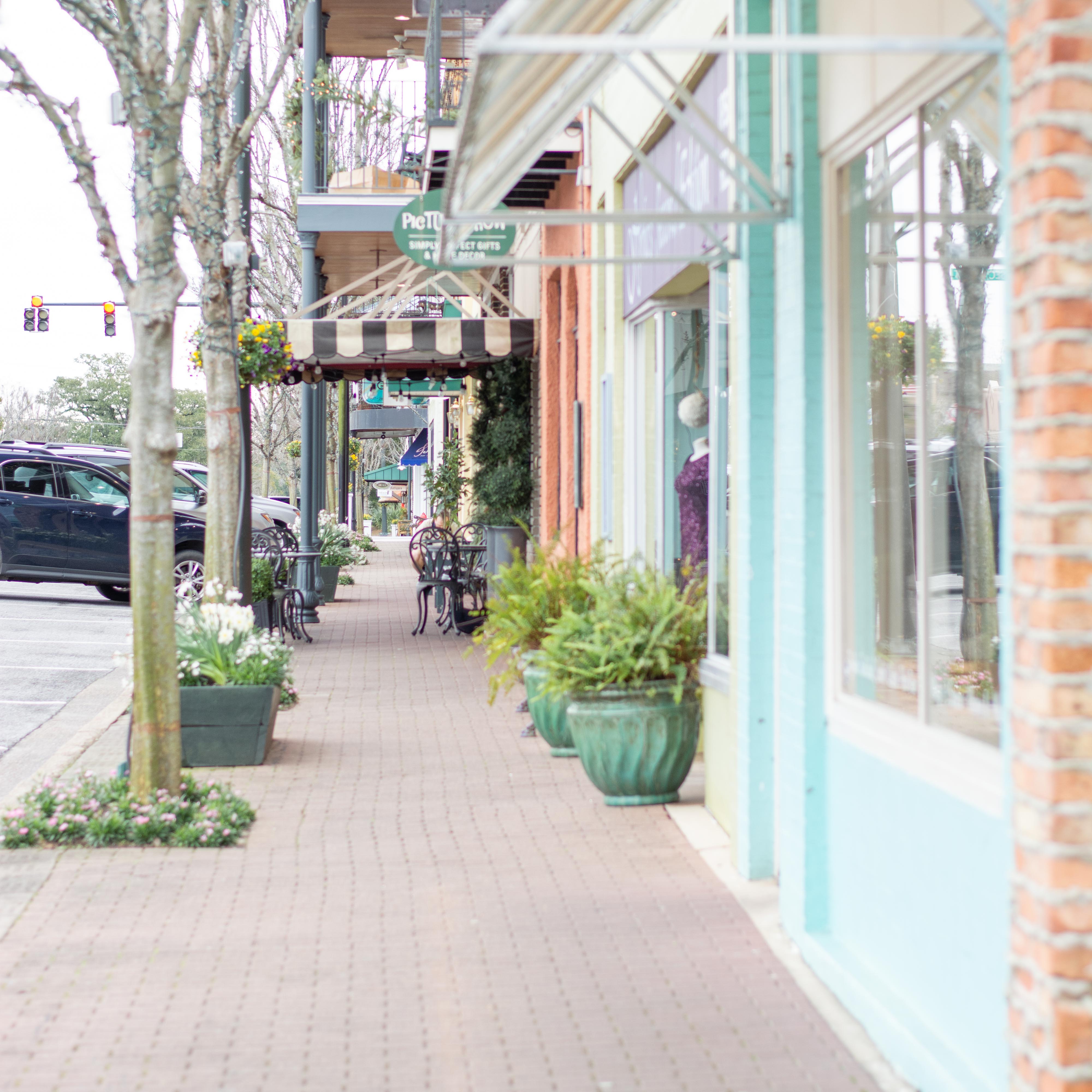 Shopping in Fairhope, Alabama | Fairhope Travel Guide